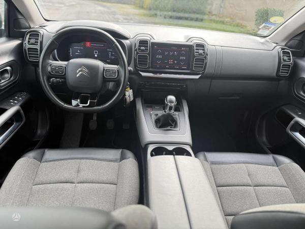 Серый Ситроен C5 Aircross 2021 в Таураге, объемом двигателя 1.50 л и пробегом 241 тыс. км за 8900 €, фото 7 на AUTOMOTO.COM.LV