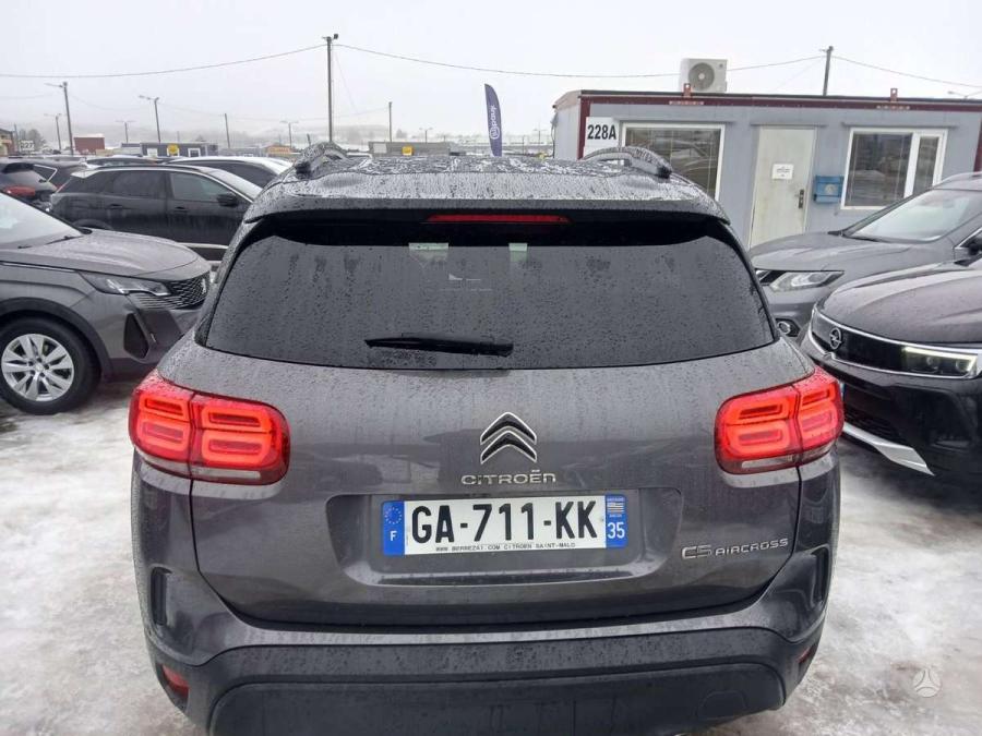 Grey Citroen C5 Aircross 2021 in Vilnius, with an engine capacity of 1.50 L and mileage of 212 thousand km for 14460 €, photo 6 on AUTOMOTO.COM.LV
