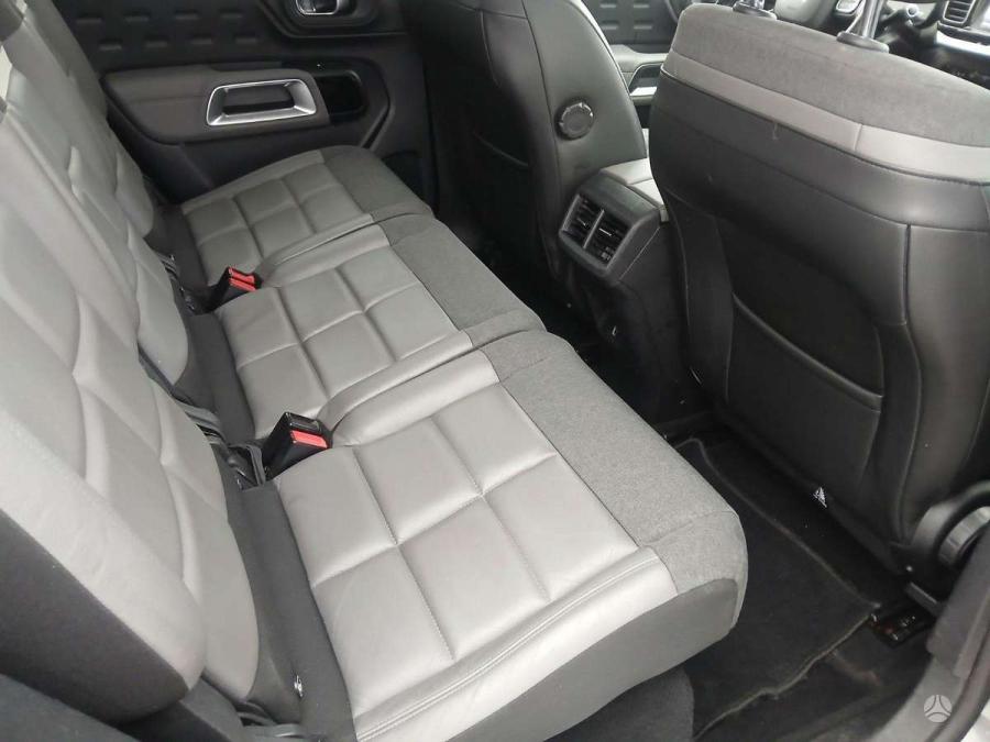 Grey Citroen C5 Aircross 2021 in Vilnius, with an engine capacity of 1.50 L and mileage of 212 thousand km for 14460 €, photo 18 on AUTOMOTO.COM.LV