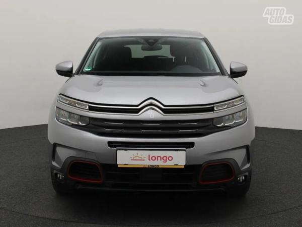 Grey Citroen C5 Aircross 2021 in Vilnius, with an engine capacity of 1.20 L and mileage of 133 thousand km for 13699 €, photo 3 on AUTOMOTO.COM.LV