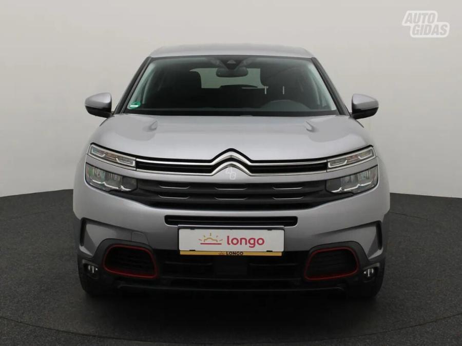 Grey Citroen C5 Aircross 2021 in Vilnius, with an engine capacity of 1.20 L and mileage of 133 thousand km for 13699 €, photo 4 on AUTOMOTO.COM.LV