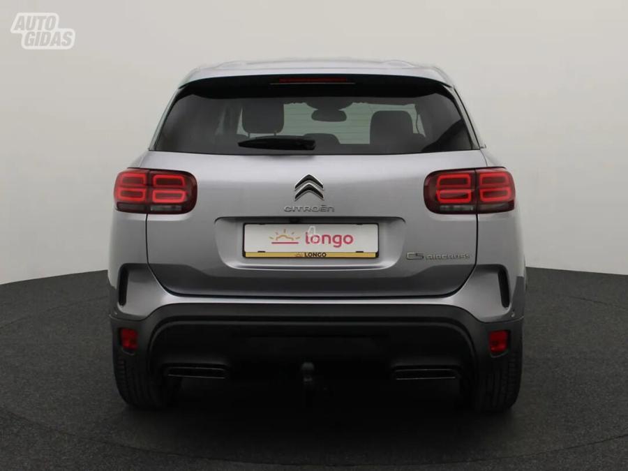 Grey Citroen C5 Aircross 2021 in Vilnius, with an engine capacity of 1.20 L and mileage of 133 thousand km for 13699 €, photo 6 on AUTOMOTO.COM.LV