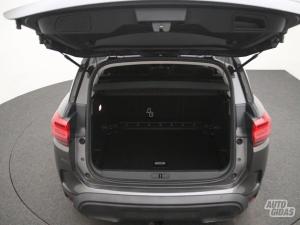 Grey Citroen C5 Aircross 2021 in Vilnius, with an engine capacity of 1.20 L and mileage of 146 thousand km for 12899 €, photo 33 on AUTOMOTO.COM.LV