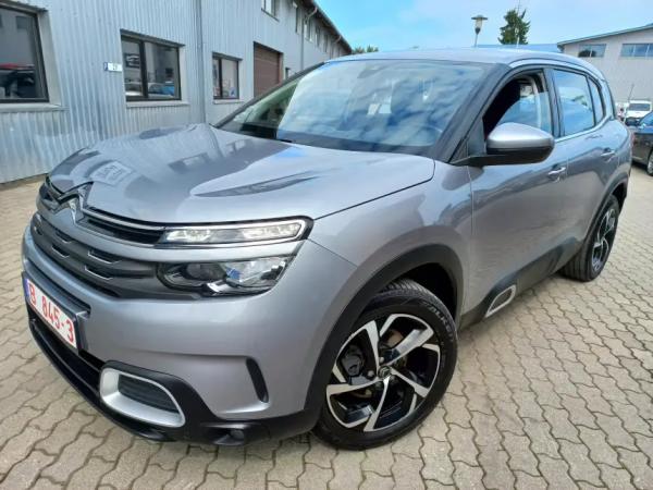 Серый Ситроен C5 Aircross 2021 в Рига, объемом двигателя 1.50 л и пробегом 140 тыс. км за 11900 €, фото 1 на AUTOMOTO.COM.LV