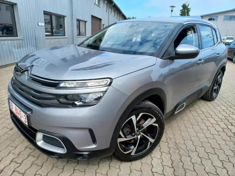 Серый Ситроен C5 Aircross 2021 в Рига, объемом двигателя 1.50 л и пробегом 140 тыс. км за 11900 €, фото 1 на AUTOMOTO.COM.LV