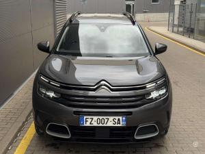 Grey Citroen C5 Aircross 2021 in Vilnius, with an engine capacity of 1.50 L and mileage of 300 thousand km for 9900 €, photo 6 on AUTOMOTO.COM.LV