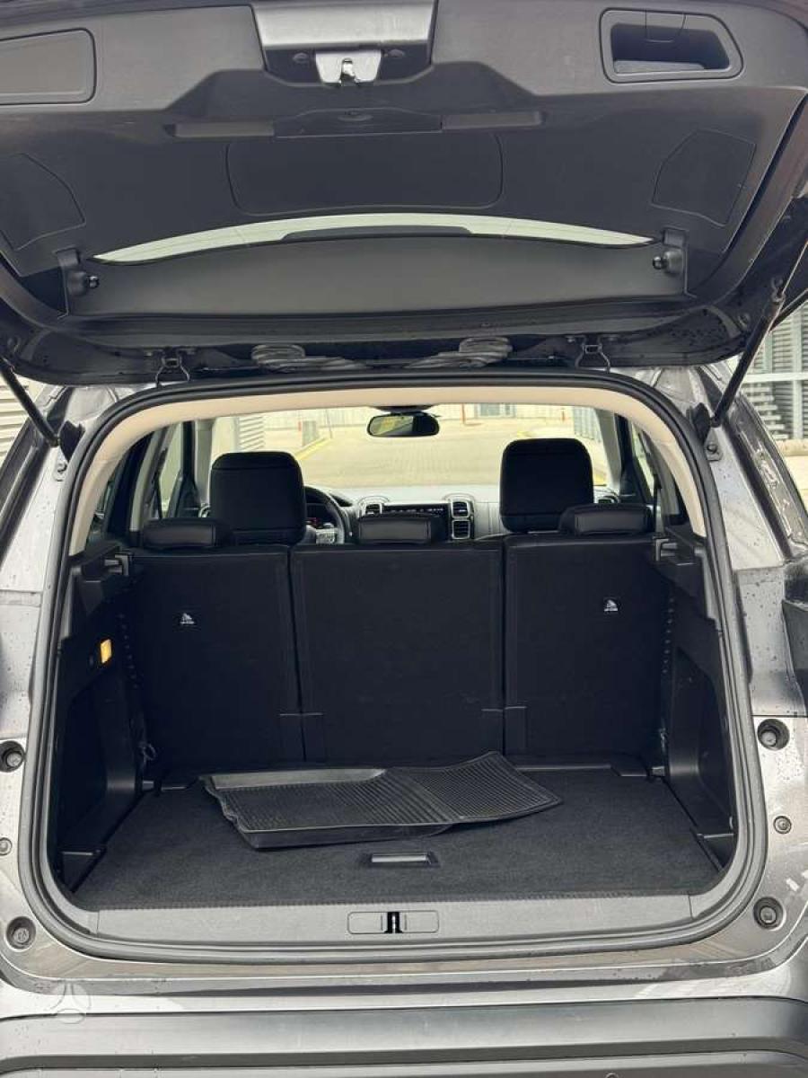 Grey Citroen C5 Aircross 2021 in Vilnius, with an engine capacity of 1.50 L and mileage of 300 thousand km for 9900 €, photo 17 on AUTOMOTO.COM.LV