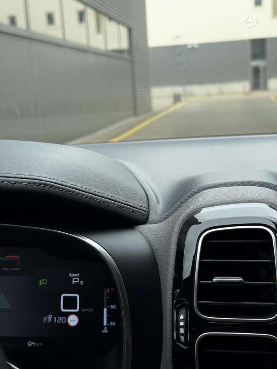 Grey Citroen C5 Aircross 2021 in Vilnius, with an engine capacity of 1.50 L and mileage of 300 thousand km for 9900 €, photo 31 on AUTOMOTO.COM.LV