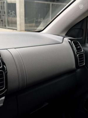 Grey Citroen C5 Aircross 2021 in Vilnius, with an engine capacity of 1.50 L and mileage of 300 thousand km for 9900 €, photo 34 on AUTOMOTO.COM.LV