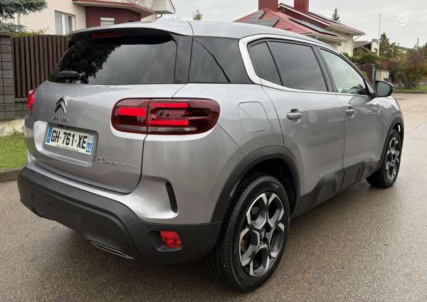 Grey Citroen C5 Aircross 2022 in Kaunas, with an engine capacity of 1.50 L and mileage of 215 thousand km for 15800 €, photo 11 on AUTOMOTO.COM.LV