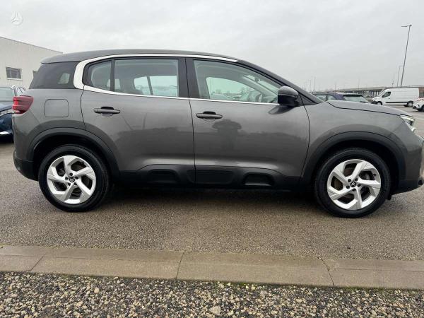 Pelēks Citroen C5 Aircross 2022 Marijampole, ar dzinēja tilpumu 1.50 L un nobraukumu 136 tūkst. km par 16698 €, foto 11 vietnē AUTOMOTO.COM.LV