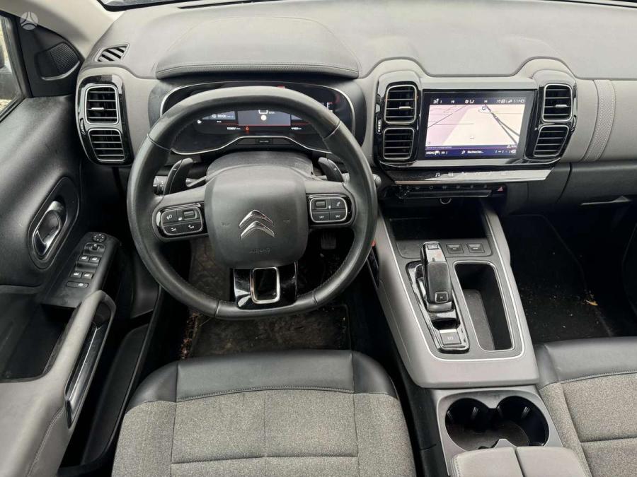 Grey Citroen C5 Aircross 2022 in Marijampole, with an engine capacity of 1.50 L and mileage of 154 thousand km for 15367 €, photo 11 on AUTOMOTO.COM.LV
