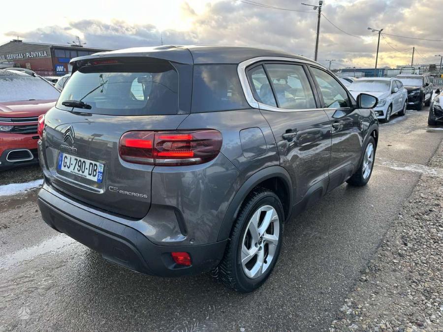 Pelēks Citroen C5 Aircross 2022 Viļņa, ar dzinēja tilpumu 1.20 L un nobraukumu 172 tūkst. km par 14882 €, foto 7 vietnē AUTOMOTO.COM.LV