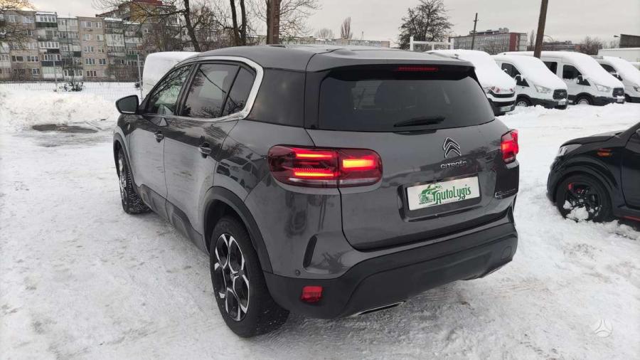 Pelēks Citroen C5 Aircross 2022 Klaipėda, ar dzinēja tilpumu 1.50 L un nobraukumu 166 tūkst. km par 18380 €, foto 10 vietnē AUTOMOTO.COM.LV
