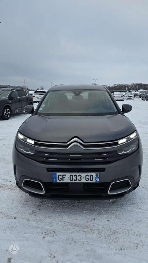 Pelēks Citroen C5 Aircross 2022 Tauragė, ar dzinēja tilpumu 0.00 L un nobraukumu 146 tūkst. km par 13310 €, foto 2 vietnē AUTOMOTO.COM.LV