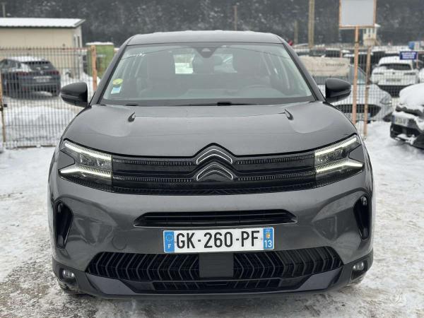 Pelēks Citroen C5 Aircross 2022 Viļņa, ar dzinēja tilpumu 1.50 L un nobraukumu 180 tūkst. km par 15124 €, foto 2 vietnē AUTOMOTO.COM.LV
