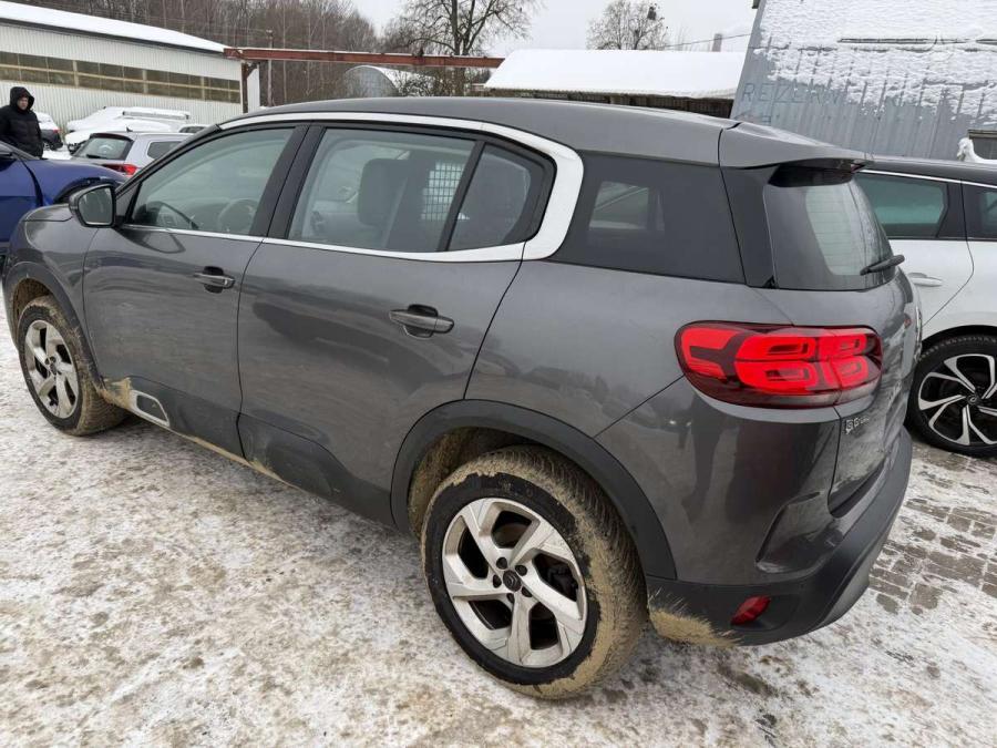 Pelēks Citroen C5 Aircross 2022 Kauņa, ar dzinēja tilpumu 1.50 L un nobraukumu 198 tūkst. km par 11253 €, foto 2 vietnē AUTOMOTO.COM.LV