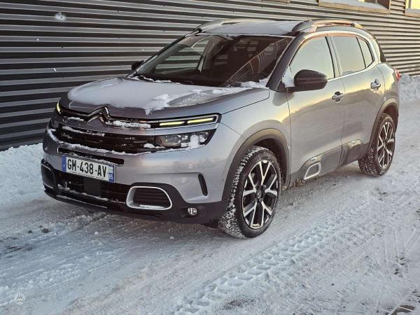 Pelēks Citroen C5 Aircross 2022 Tauragė, ar dzinēja tilpumu 1.50 L un nobraukumu 214 tūkst. km par 12400 €, foto 1 vietnē AUTOMOTO.COM.LV
