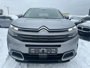 Grey Citroen C5 Aircross 2022 in Vilnius, with an engine capacity of 1.20 L and mileage of 109 thousand km for 12700 €, photo 3 on AUTOMOTO.COM.LV