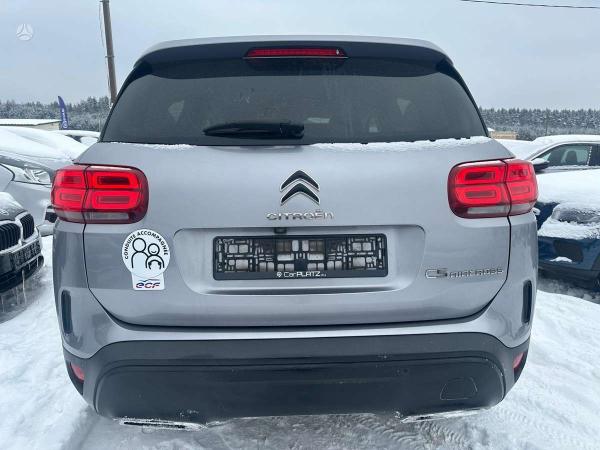 Pelēks Citroen C5 Aircross 2022 Viļņa, ar dzinēja tilpumu 1.20 L un nobraukumu 109 tūkst. km par 12700 €, foto 4 vietnē AUTOMOTO.COM.LV