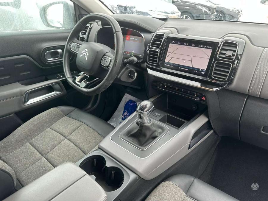 Grey Citroen C5 Aircross 2022 in Vilnius, with an engine capacity of 1.20 L and mileage of 109 thousand km for 12700 €, photo 19 on AUTOMOTO.COM.LV