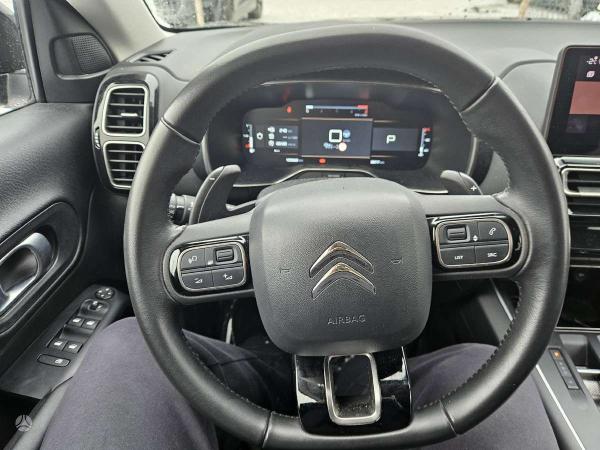 Pelēks Citroen C5 Aircross 2022 Viļņa, ar dzinēja tilpumu 1.20 L un nobraukumu 109 tūkst. km par 16214 €, foto 11 vietnē AUTOMOTO.COM.LV