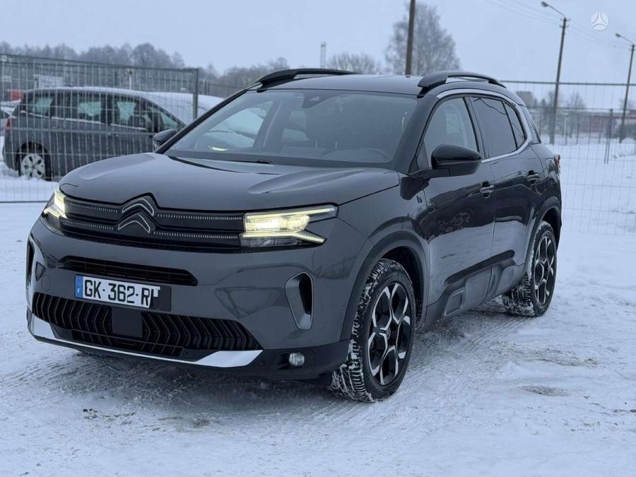 Серый Ситроен C5 Aircross 2022 в Мариямполе, объемом двигателя 1.60 л и пробегом 90 тыс. км за 18200 €, фото 1 на AUTOMOTO.COM.LV