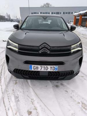 Grey Citroen C5 Aircross 2022 in Marijampole, with an engine capacity of 1.49 L and mileage of 158 thousand km for 15670 €, photo 3 on AUTOMOTO.COM.LV