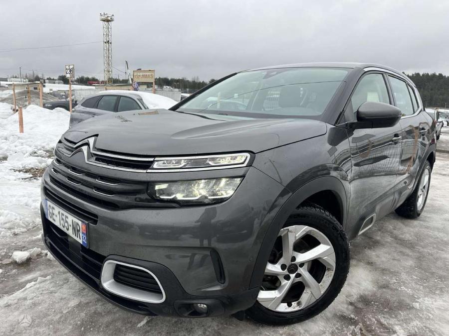 Grey Citroen C5 Aircross 2022 in Vilnius, with an engine capacity of 1.50 L and mileage of 177 thousand km for 13067 €, photo 1 on AUTOMOTO.COM.LV