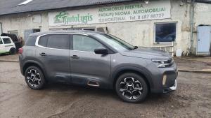 Pelēks Citroen C5 Aircross 2022 Klaipėda, ar dzinēja tilpumu 1.50 L un nobraukumu 166 tūkst. km par 17775 €, foto 4 vietnē AUTOMOTO.COM.LV