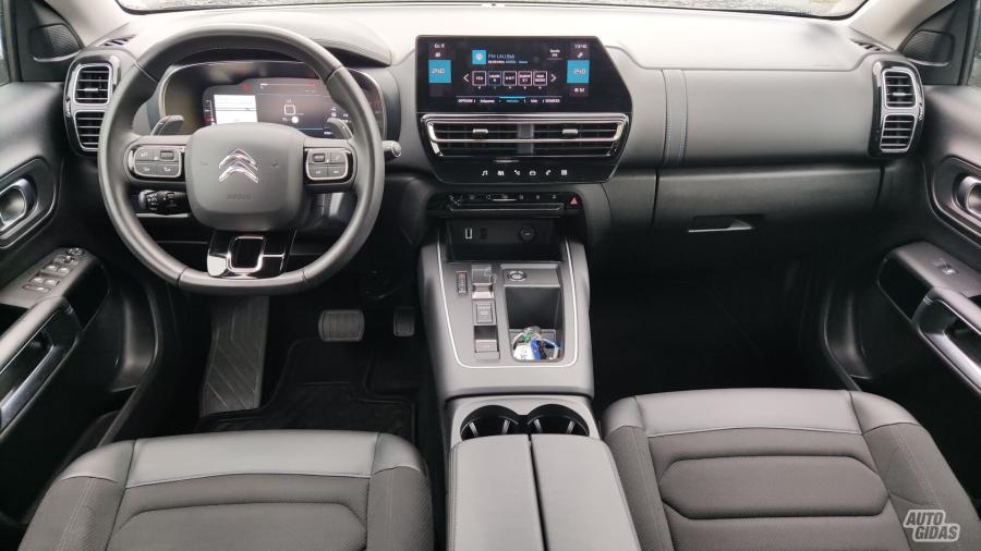 Pelēks Citroen C5 Aircross 2022 Klaipėda, ar dzinēja tilpumu 1.50 L un nobraukumu 166 tūkst. km par 17775 €, foto 12 vietnē AUTOMOTO.COM.LV