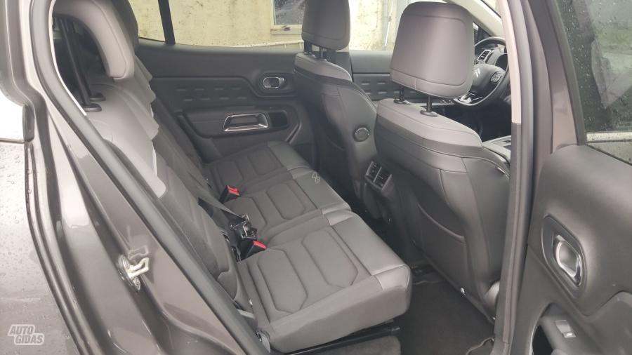 Pelēks Citroen C5 Aircross 2022 Klaipėda, ar dzinēja tilpumu 1.50 L un nobraukumu 166 tūkst. km par 17775 €, foto 22 vietnē AUTOMOTO.COM.LV