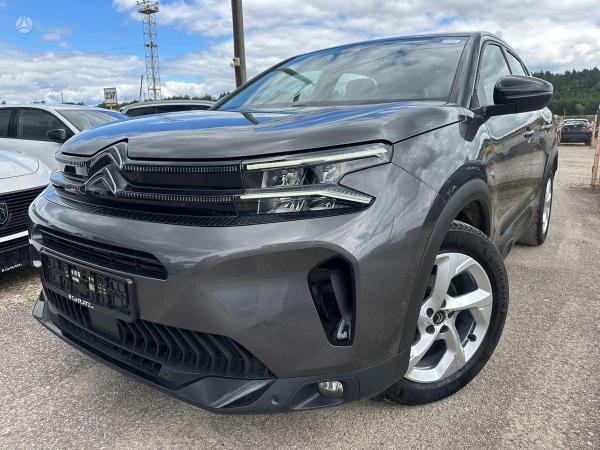 Серый Ситроен C5 Aircross 2022 в Вильнюс, объемом двигателя 1.50 л и пробегом 195 тыс. км за 13300 €, фото 1 на AUTOMOTO.COM.LV