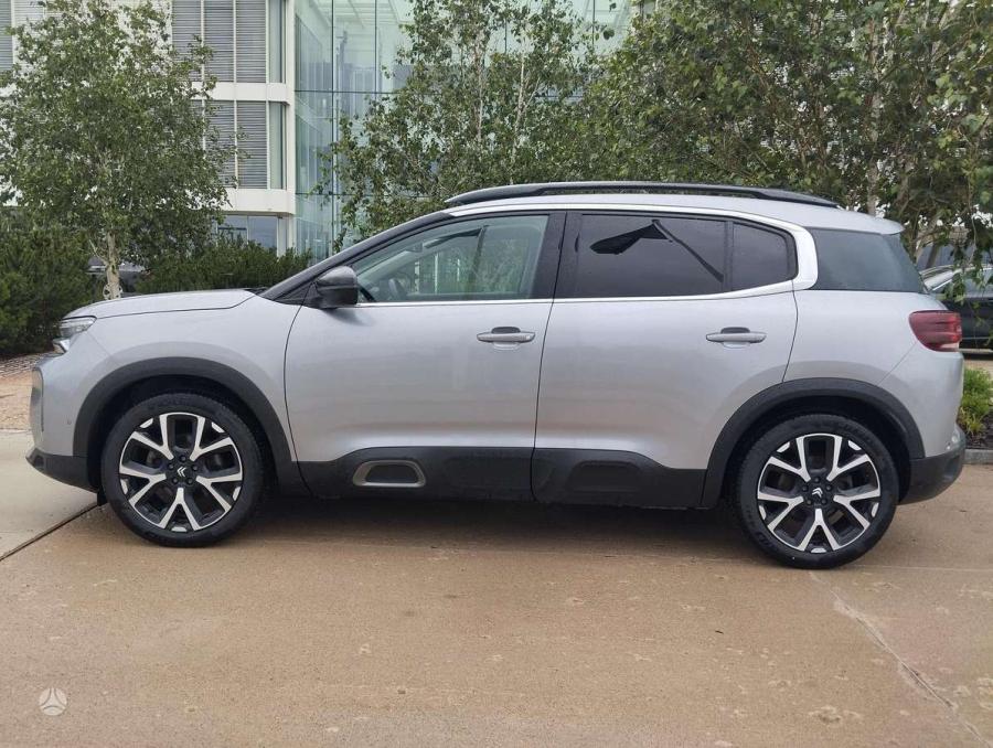 Серый Ситроен C5 Aircross 2022 в Вильнюс, объемом двигателя 1.20 л и пробегом 93 тыс. км за 19000 €, фото 8 на AUTOMOTO.COM.LV