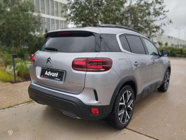 Pelēks Citroen C5 Aircross 2022 Viļņa, ar dzinēja tilpumu 1.20 L un nobraukumu 93 tūkst. km par 19000 €, foto 10 vietnē AUTOMOTO.COM.LV