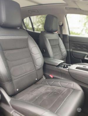 Серый Ситроен C5 Aircross 2022 в Вильнюс, объемом двигателя 1.20 л и пробегом 93 тыс. км за 19000 €, фото 24 на AUTOMOTO.COM.LV