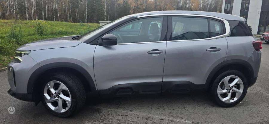 Серый Ситроен C5 Aircross 2022 в Каунас, объемом двигателя 1.20 л и пробегом 142 тыс. км за 14762 €, фото 6 на AUTOMOTO.COM.LV