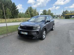 Серый Ситроен C5 Aircross 2022 в Таураге, объемом двигателя 1.50 л и пробегом 190 тыс. км за 12900 €, фото 3 на AUTOMOTO.COM.LV