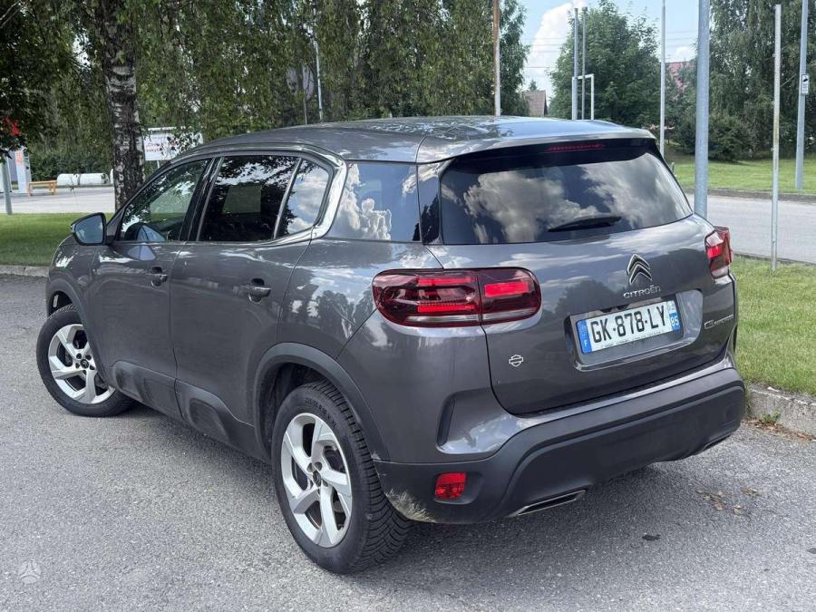 Серый Ситроен C5 Aircross 2022 в Таураге, объемом двигателя 1.50 л и пробегом 190 тыс. км за 12900 €, фото 8 на AUTOMOTO.COM.LV