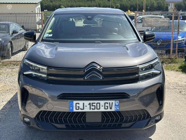 Серый Ситроен C5 Aircross 2022 в Вильнюс, объемом двигателя 1.50 л и пробегом 162 тыс. км за 14035 €, фото 2 на AUTOMOTO.COM.LV