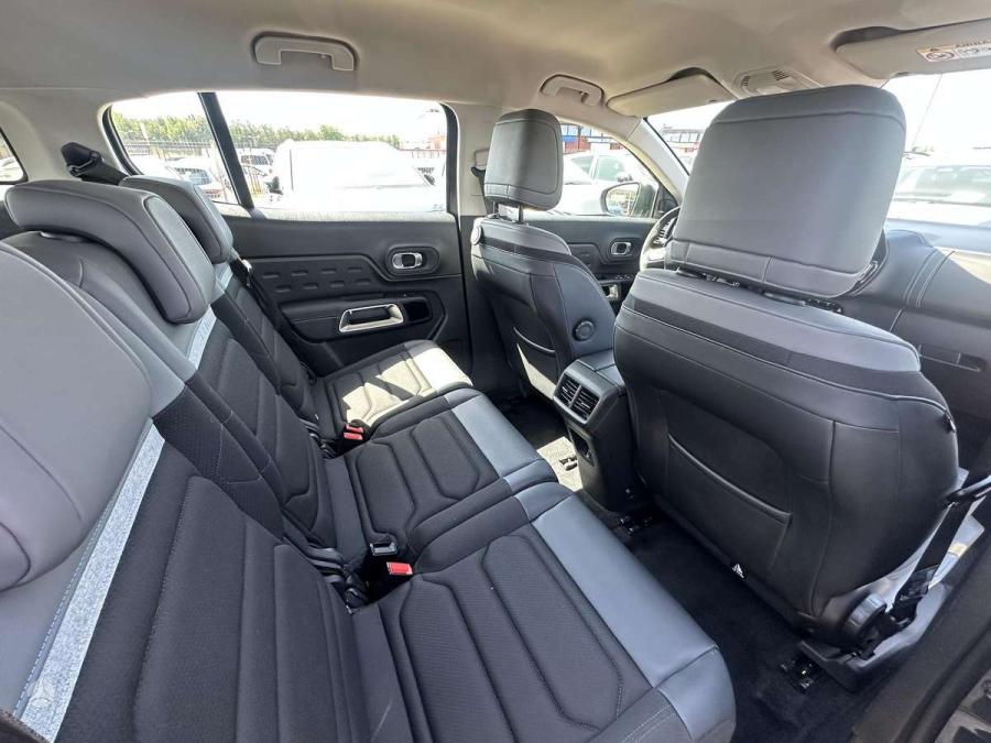 Grey Citroen C5 Aircross 2022 in Vilnius, with an engine capacity of 1.50 L and mileage of 162 thousand km for 14035 €, photo 17 on AUTOMOTO.COM.LV