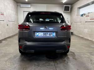 Grey Citroen C5 Aircross 2022 in Marijampole, with an engine capacity of 1.20 L and mileage of 62 thousand km for 15972 €, photo 6 on AUTOMOTO.COM.LV