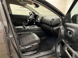 Grey Citroen C5 Aircross 2022 in Marijampole, with an engine capacity of 1.20 L and mileage of 62 thousand km for 15972 €, photo 16 on AUTOMOTO.COM.LV