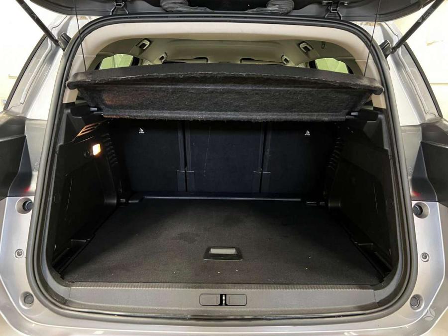 Grey Citroen C5 Aircross 2022 in Marijampole, with an engine capacity of 1.20 L and mileage of 72 thousand km for 13855 €, photo 15 on AUTOMOTO.COM.LV