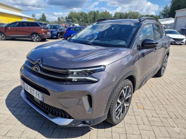 Grey Citroen C5 Aircross 2022 in Kaunas, with an engine capacity of 1.50 L and mileage of 200 thousand km for 15900 €, photo 1 on AUTOMOTO.COM.LV