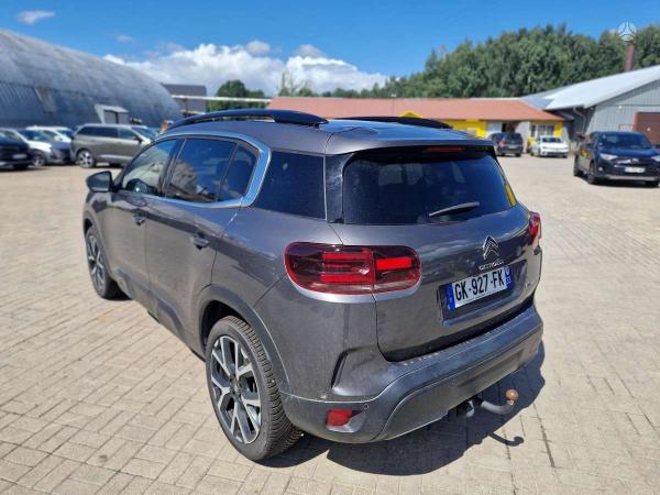 Grey Citroen C5 Aircross 2022 in Kaunas, with an engine capacity of 1.50 L and mileage of 200 thousand km for 15900 €, photo 4 on AUTOMOTO.COM.LV