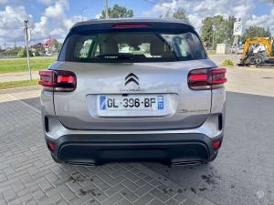 Серый Ситроен C5 Aircross 2022 в Таураге, объемом двигателя 1.50 л и пробегом 180 тыс. км за 11800 €, фото 9 на AUTOMOTO.COM.LV