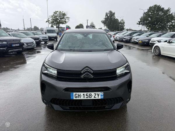 Серый Ситроен C5 Aircross 2022 в Таураге, объемом двигателя 1.20 л и пробегом 120 тыс. км за 10400 €, фото 2 на AUTOMOTO.COM.LV