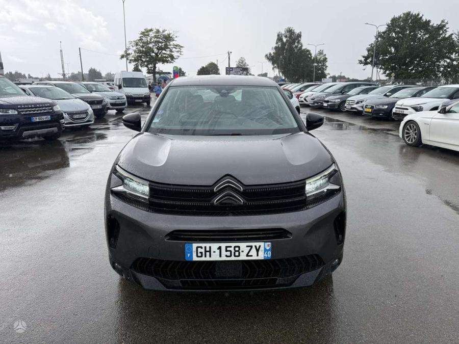 Pelēks Citroen C5 Aircross 2022 Tauragė, ar dzinēja tilpumu 1.20 L un nobraukumu 120 tūkst. km par 10400 €, foto 3 vietnē AUTOMOTO.COM.LV