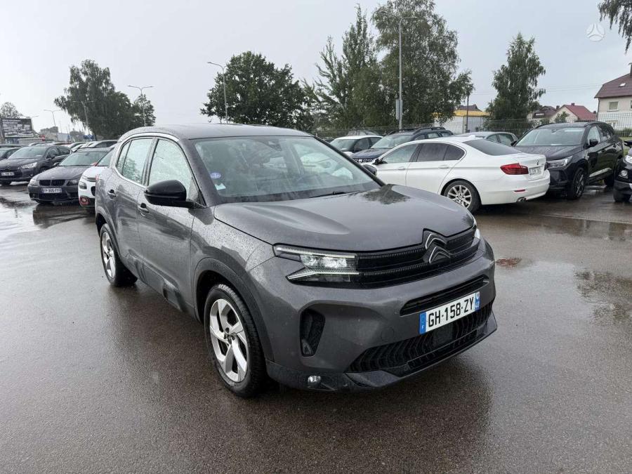 Pelēks Citroen C5 Aircross 2022 Tauragė, ar dzinēja tilpumu 1.20 L un nobraukumu 120 tūkst. km par 10400 €, foto 4 vietnē AUTOMOTO.COM.LV